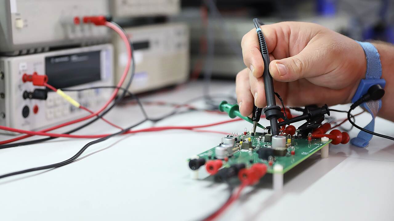 スイッチン ヤフオク! - Texas Instruments TI 降圧型スイッチングREG LM... ませんので